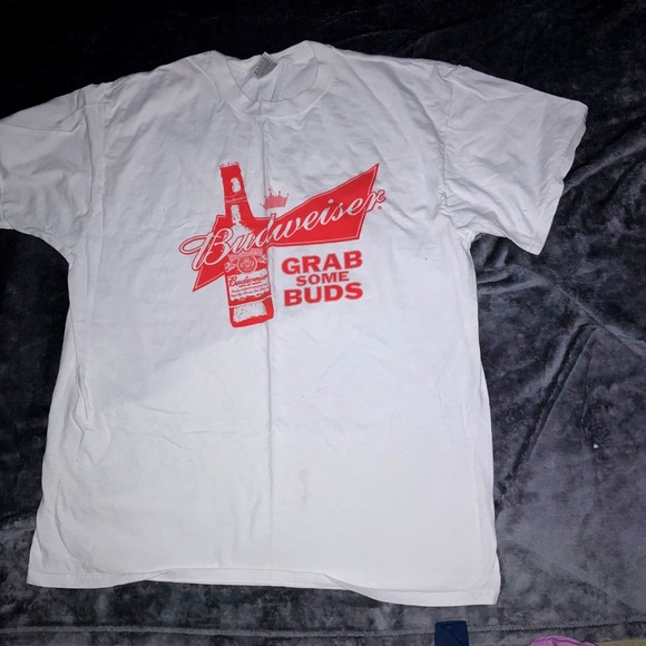 Fruit of the Loom | Shirts | Xl Budweiser Graphic Tshirt Grab Some Buds ...